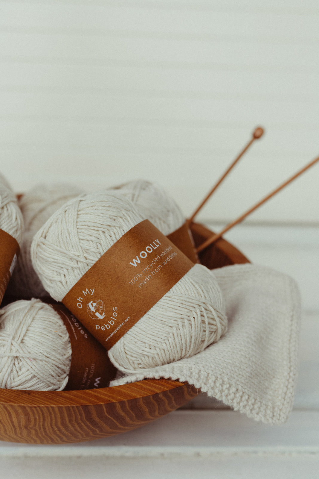 100% recycled knitting yarn made from used clothes – Oh my Pebbles